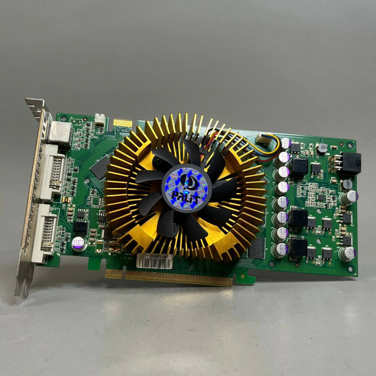 Видеокарта PCI-E Palit GF 9600 GT 512mb GDDR3 256bit dvi