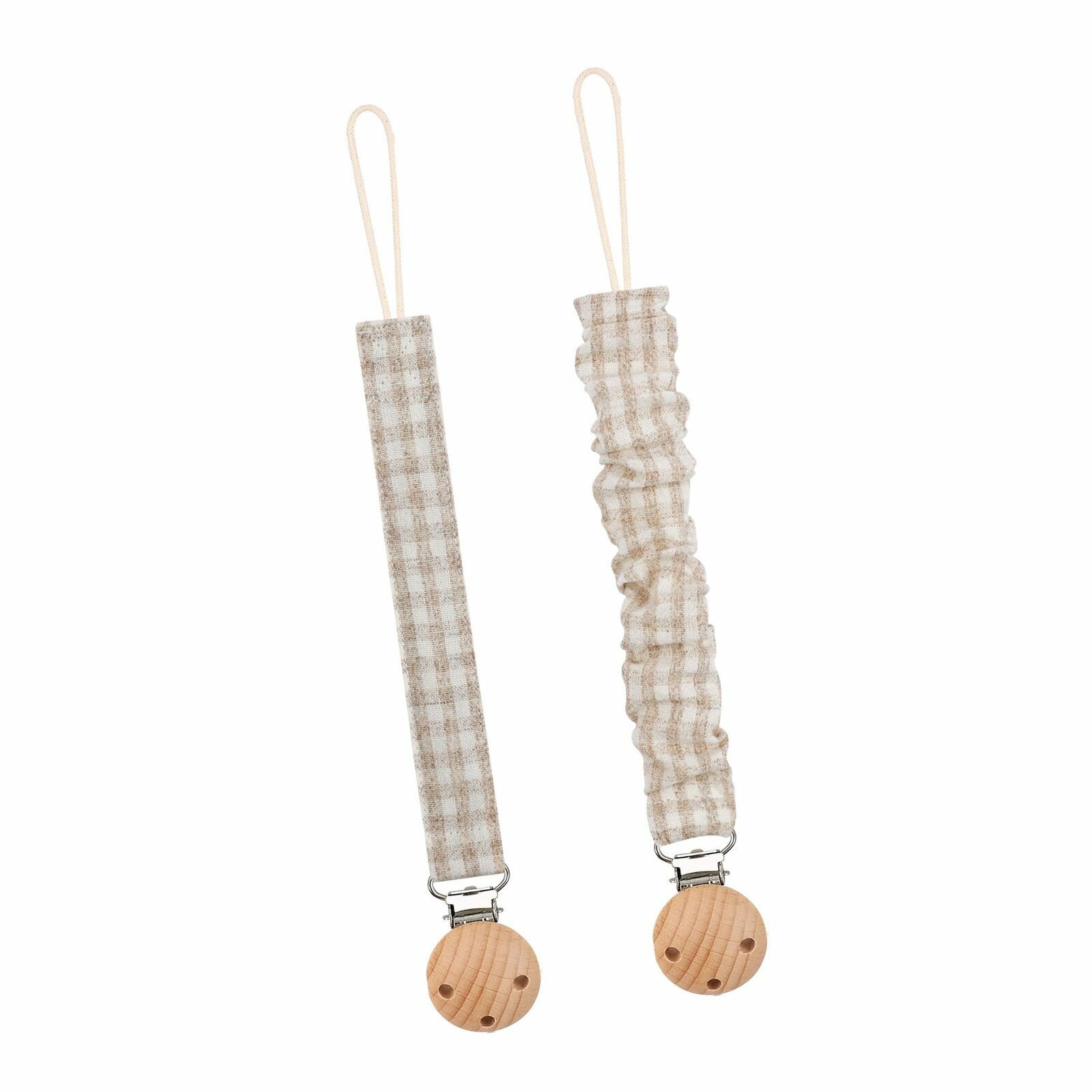 Скорее всего, из-за 2-х клипсов-удерживающих для детской психики, чем для профилактики Бесс