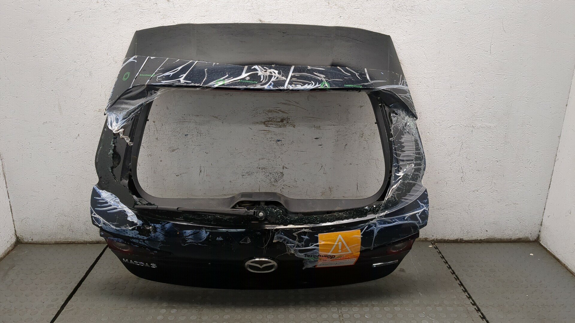 Крышка (дверь) багажника Mazda 3 (BP) Б/У