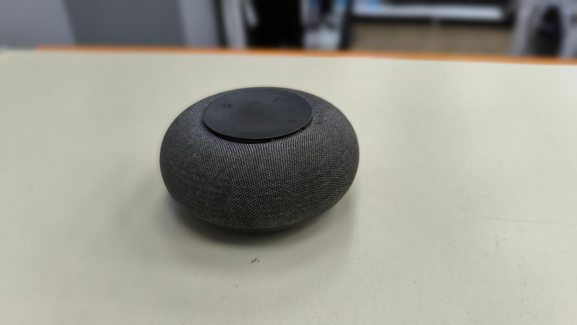 Умная колонка VK Капсула Мини Маруся MRC02BK, цвет темно-серый, мощность 5W/тип 1.0/Wi-Fi, BT 10 м,Б/У, Уценка