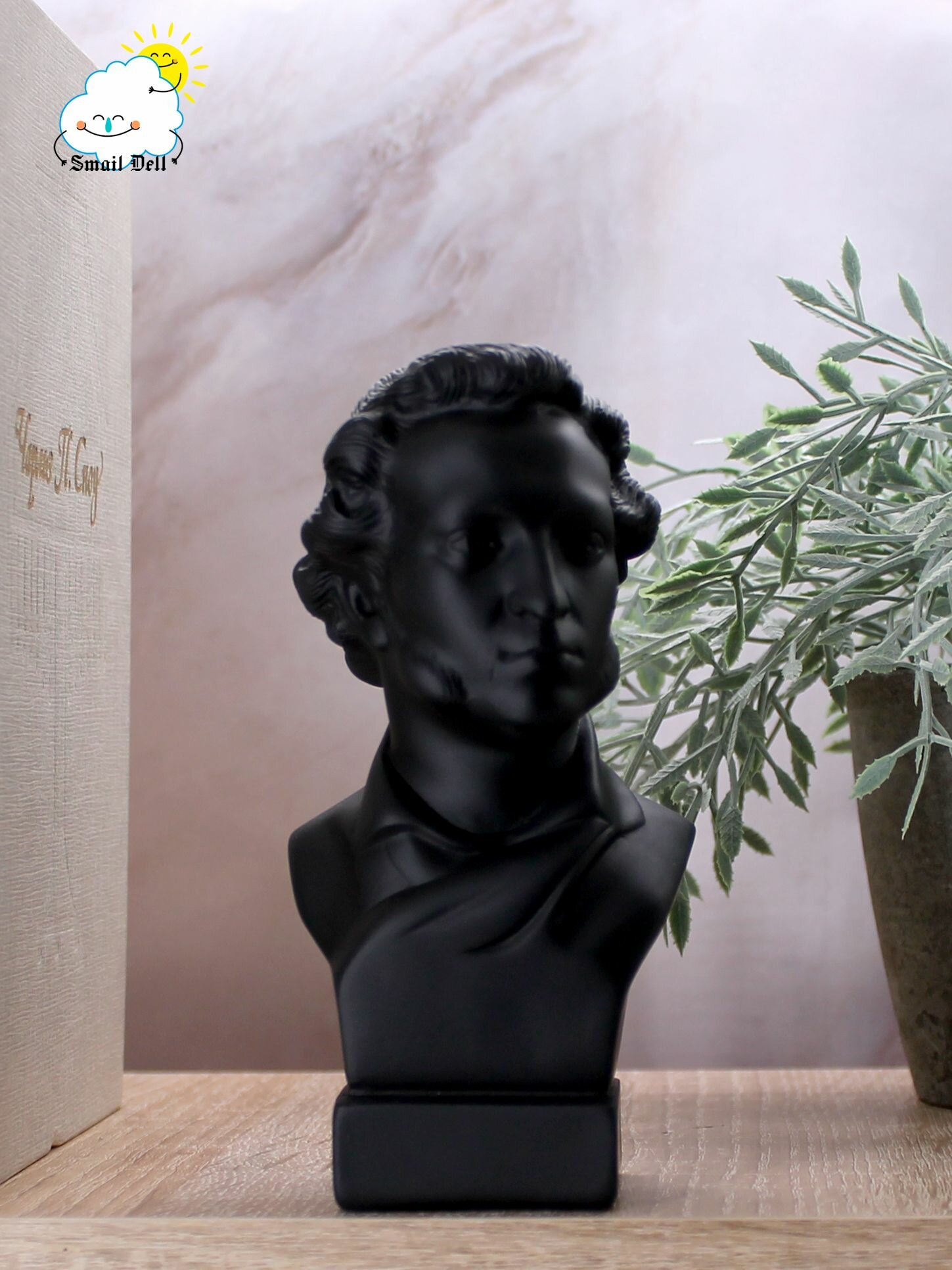 Статуэтка бюст А. С. Пушкин № 2 , гипс , 13,5 см , чёрный матовый