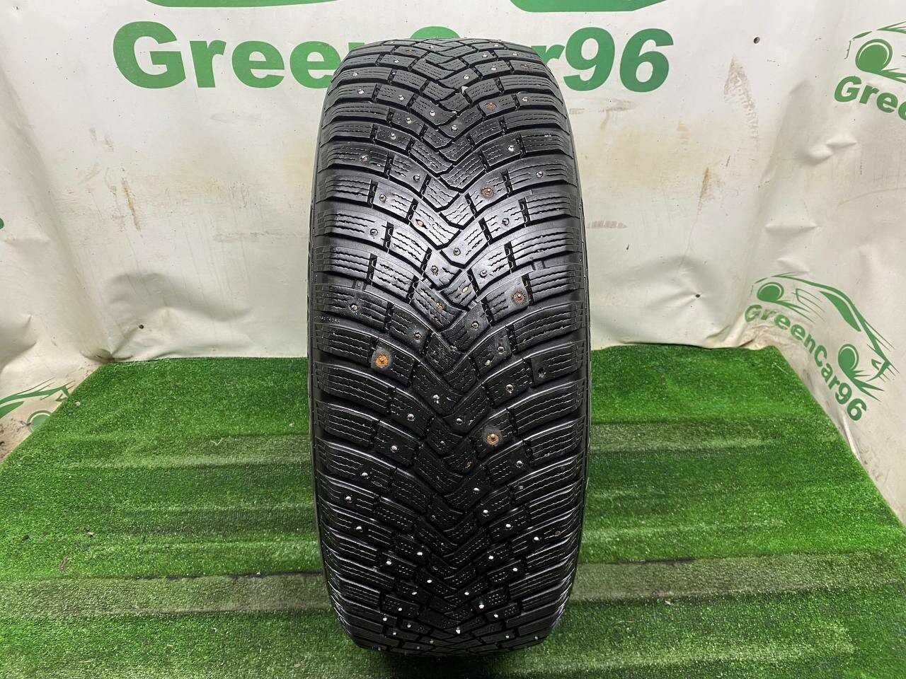 Зимние шины Continental Ice Contact 3 215/55 R17 20% износ PMG016119