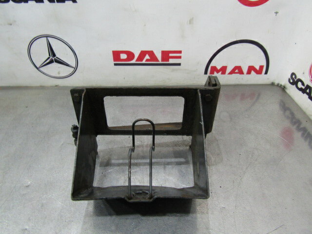 Кронштейн противооткатного упора справа Scania P, R, G