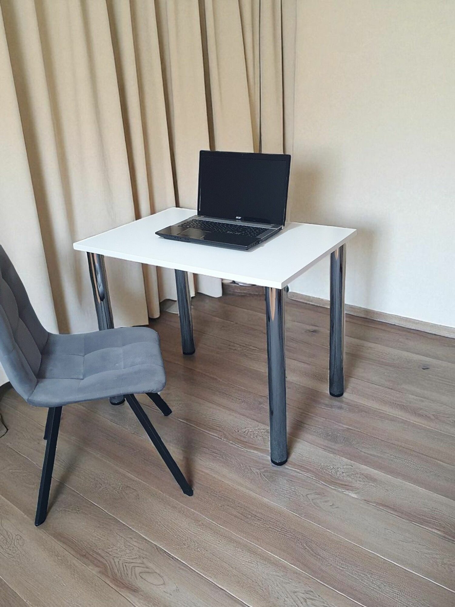 Стол компьютерный/ цвет Белый, 90*60 см. Ножки хром.