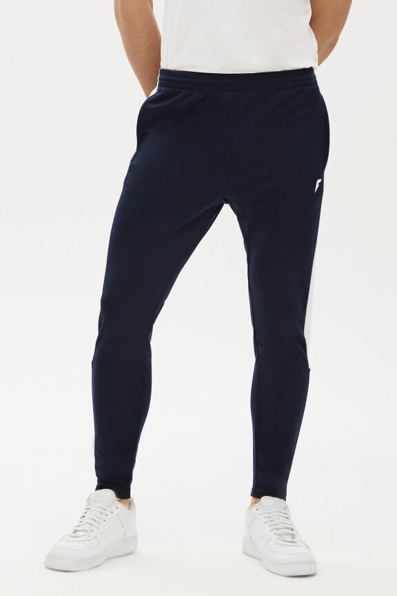 Брюки спортивные