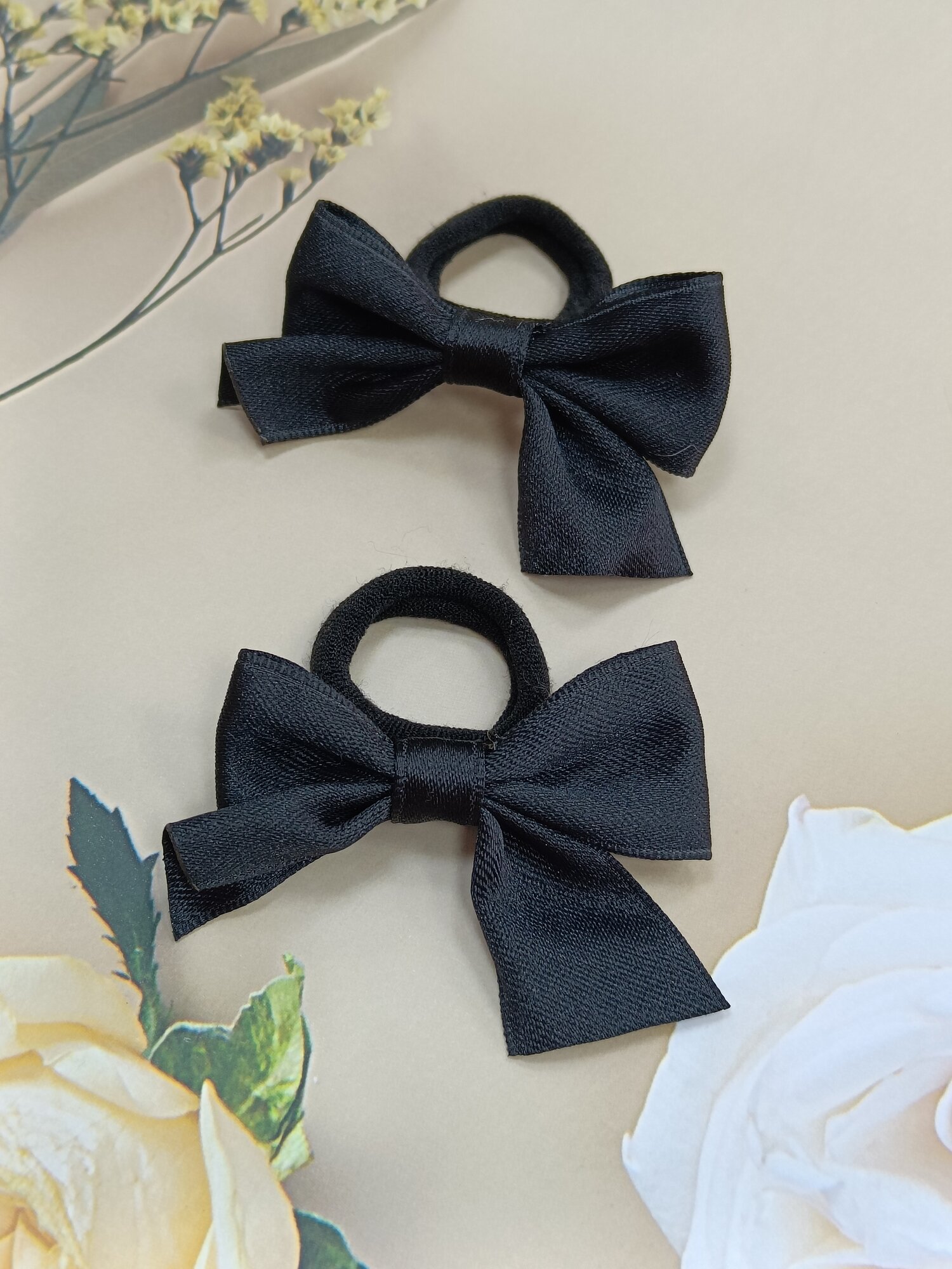 Набор бантов на резинке Beautella School Is Cool, 5 см, 2 шт, черный