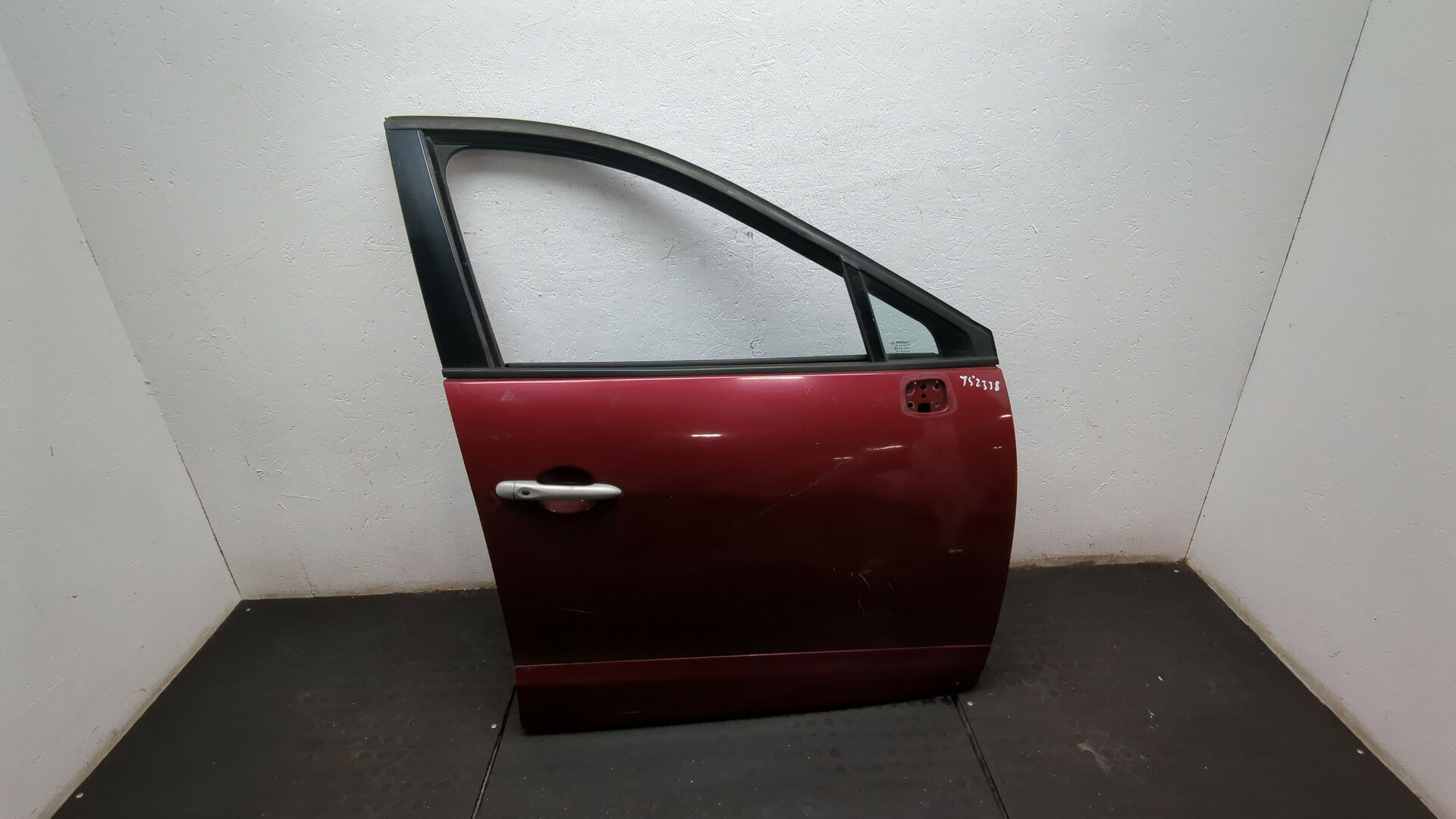 Дверь боковая (легковая) правая передняя Renault Scenic Б/У