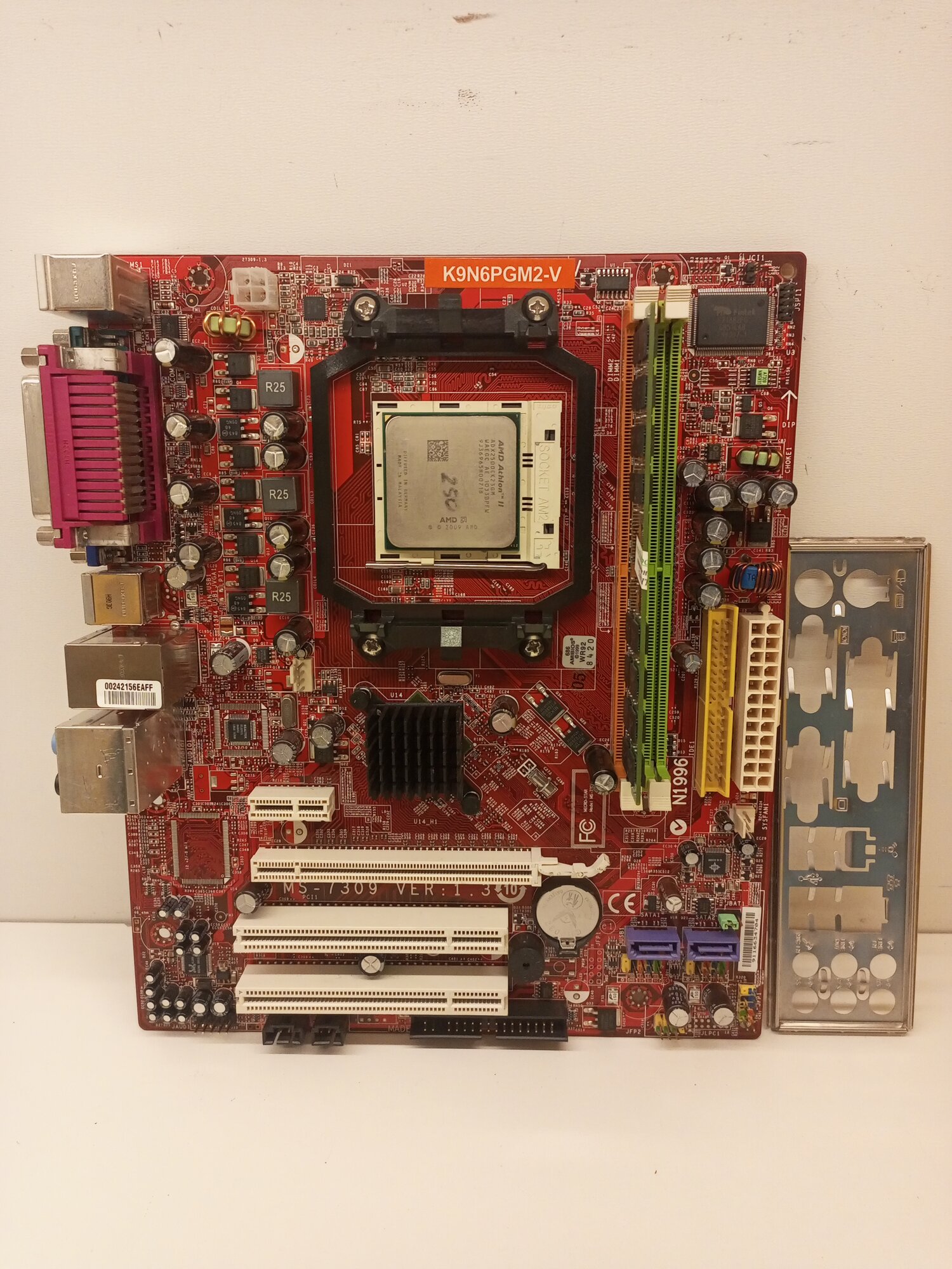Комплект AMD AM2 + MSI K9NPGM2-V, Athlon II 250 3.0 ГГц, 4 Гб DDR2, mATX