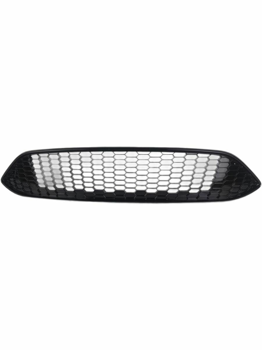 Решетка радиатора Форд Фокус 3 Рестайлинг Черная глянец соты