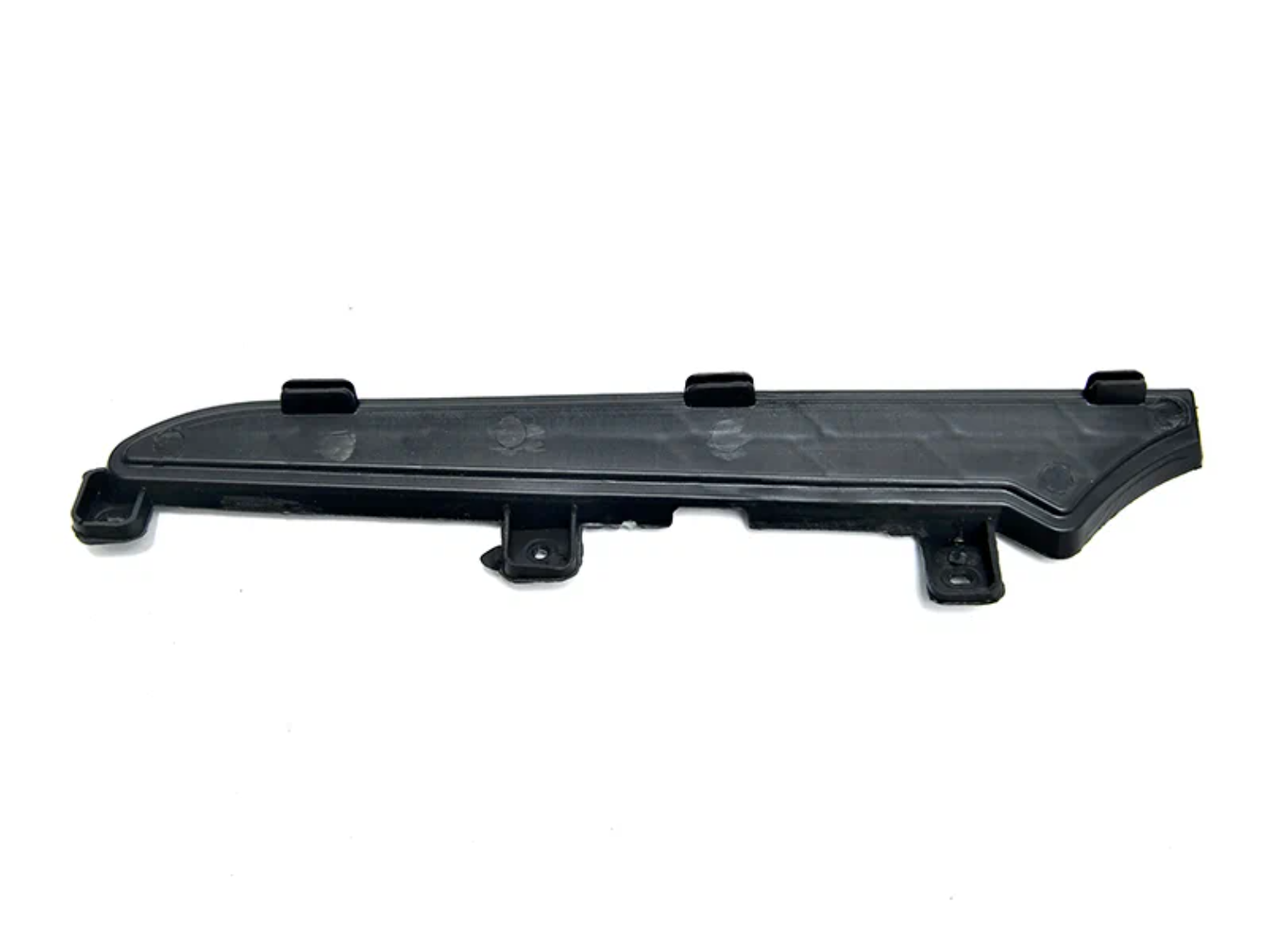 Крепление решетки левое Hyundai Solaris (I 2010-2014) SHF-05401