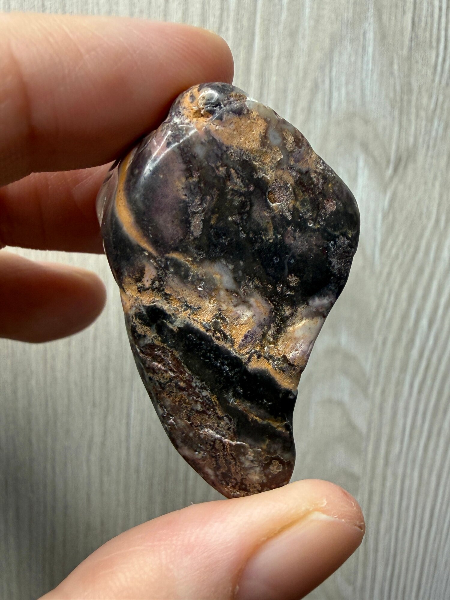 Яшма пестроцветная, южноуральская, натуральный камень