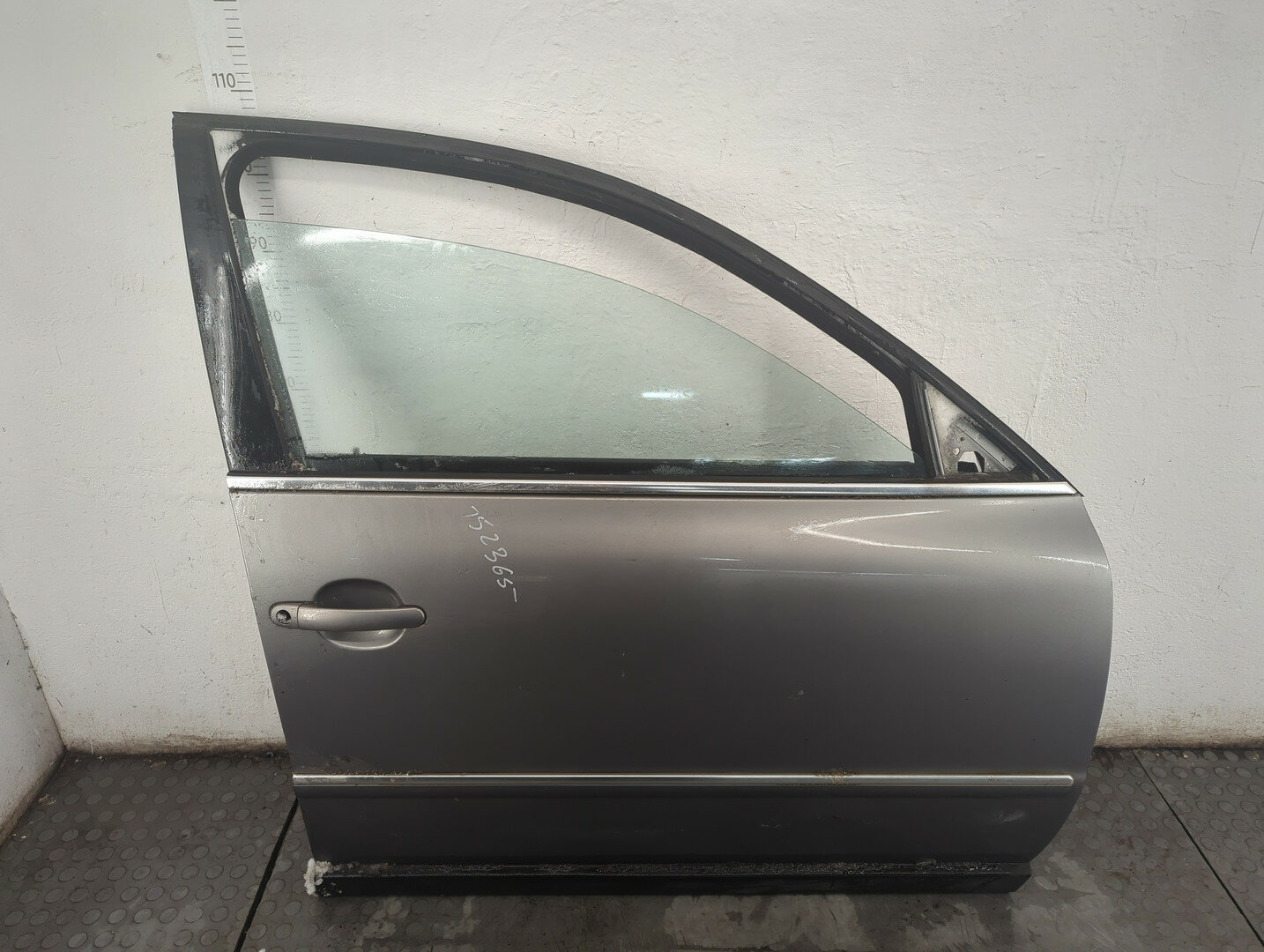 Дверь боковая (легковая) правая передняя Volkswagen Passat 5 Б/У