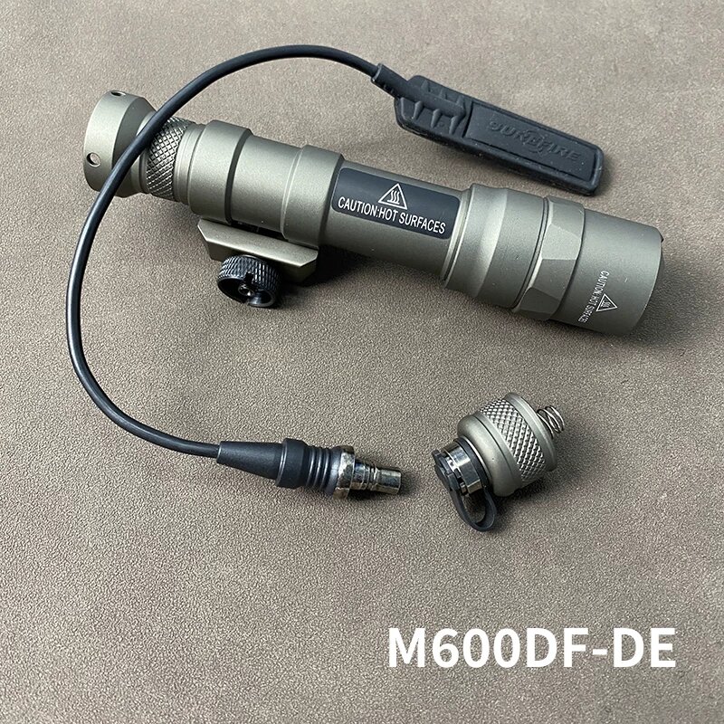 Светильник SOTAC M600DF-DE в песочном цвете с высокой мощностью для тактических операций