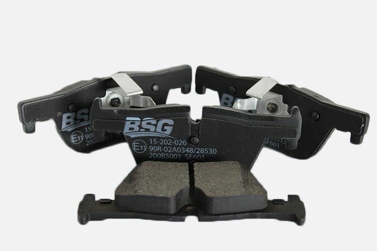 Колодки тормозные задние (4шт.) BSG Арт. BSG15200041 / BMW 1,3,4