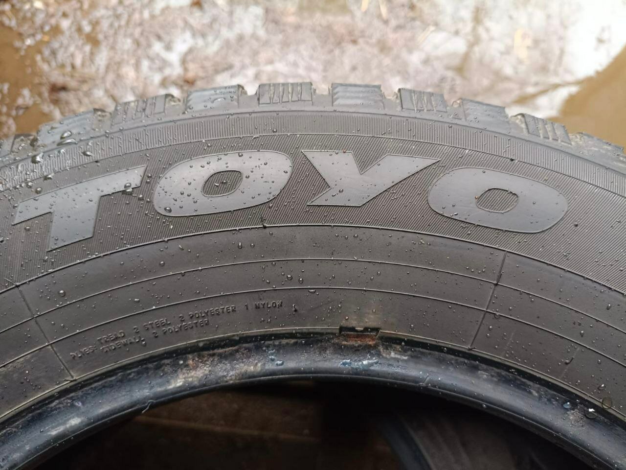 Шина БУ зимняя шипованная Toyo Observe G3-Ice 225/65 R17 106T