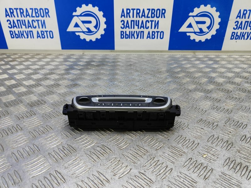 Б/У Блок управления печкой Renault Fluence / Рено Флюэнс 1.6 K4MV838 106 Л.С 2010