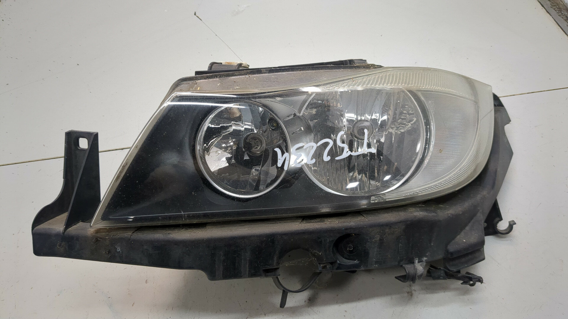 Фара (передняя) левая BMW 3 E90, E91, E92, E93 Б/У