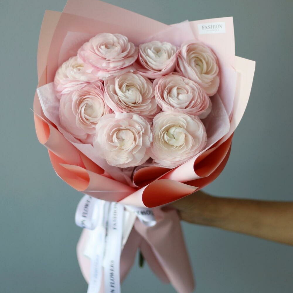 Ранункулюсы букет 9 шт розовые созонные цветы