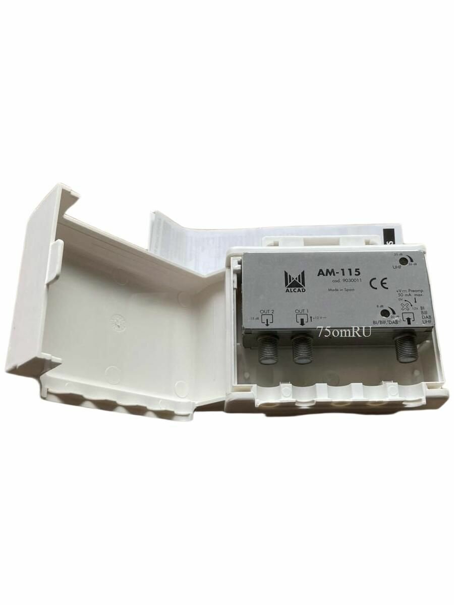 Телевизионный мачтовый усилитель ALCAD AM-115, усиление 36 дБ
