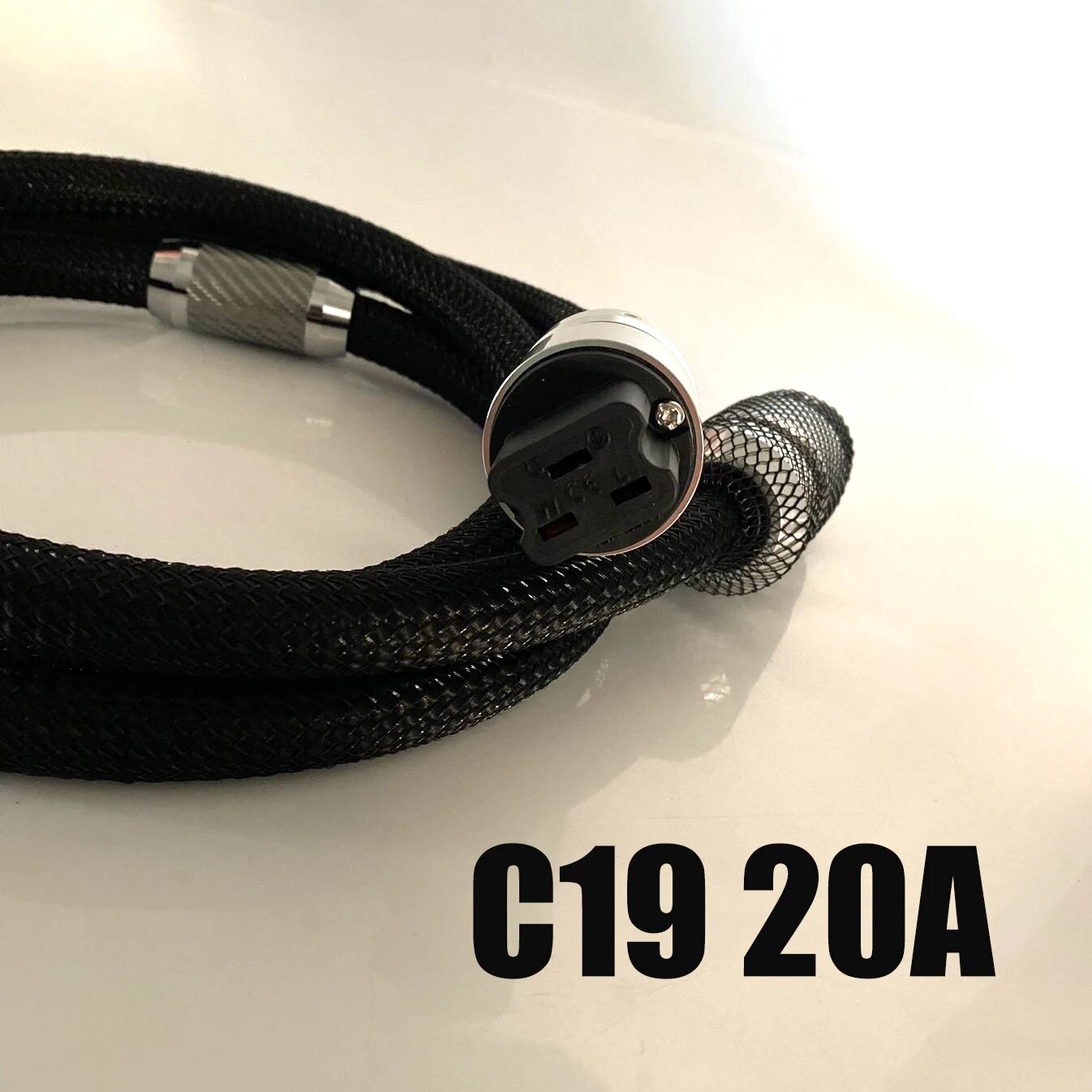 Кабель питания Preffair D503 7N OFC C19 20A EU IEC C19, 0.5m