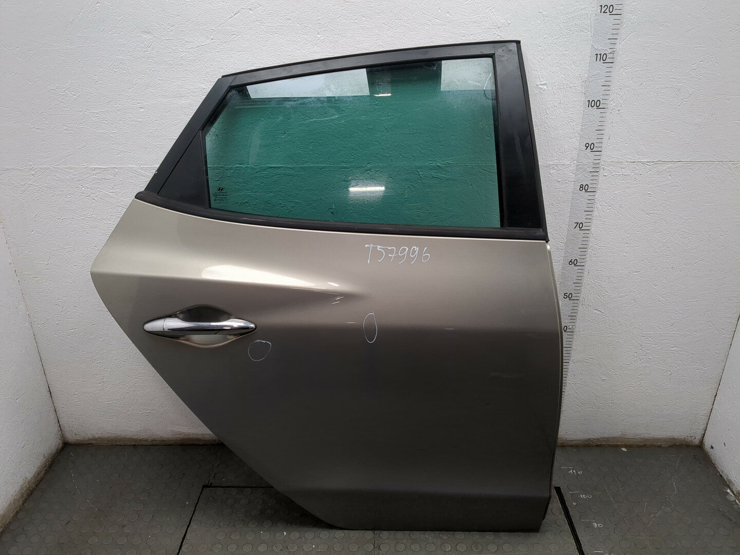 Дверь боковая (легковая) правая задняя Hyundai ix 35 Б/У