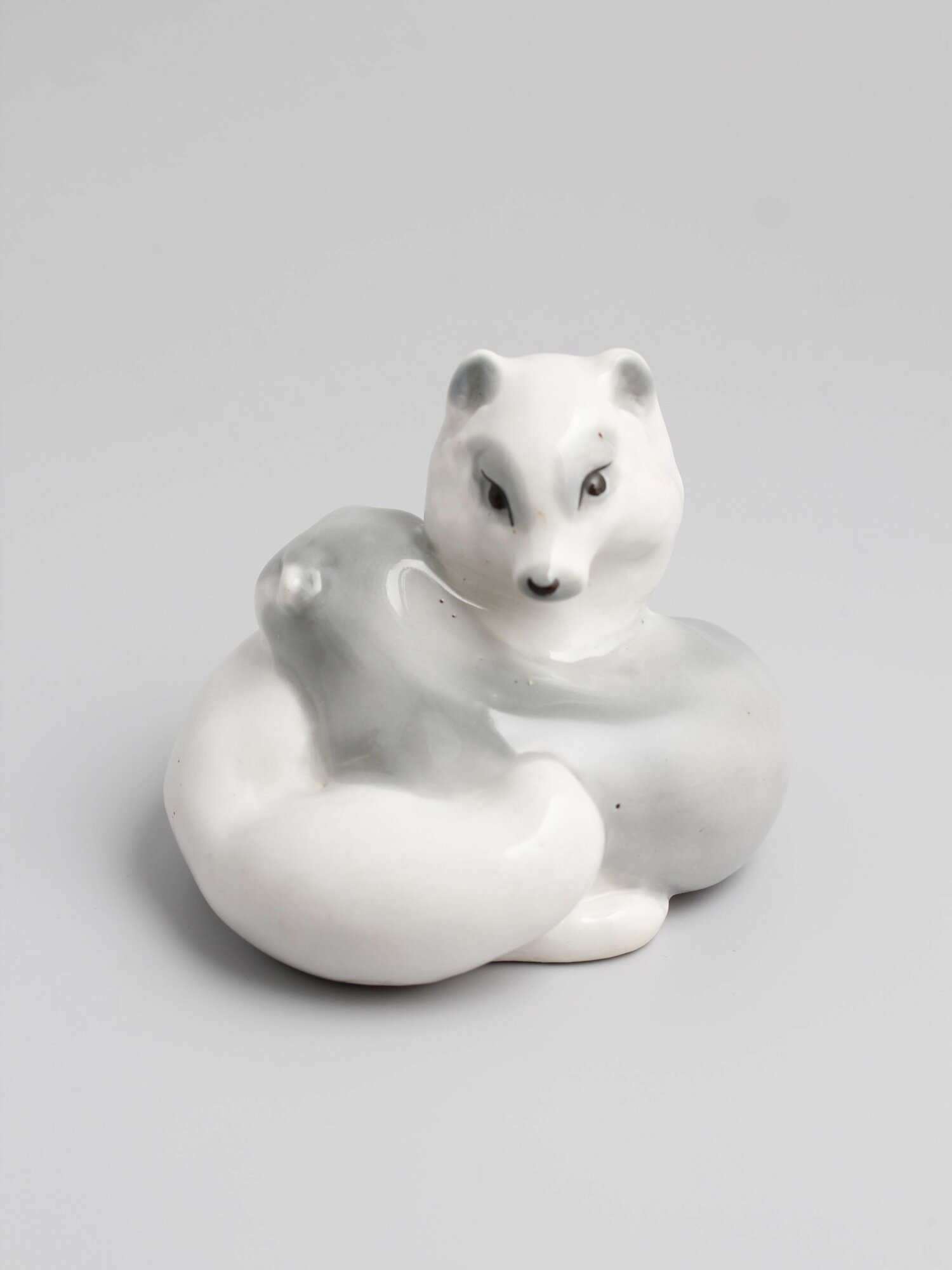 Антикварная статуэтка "Два песца", фарфор, артель "Прогресс", 1970-е г.