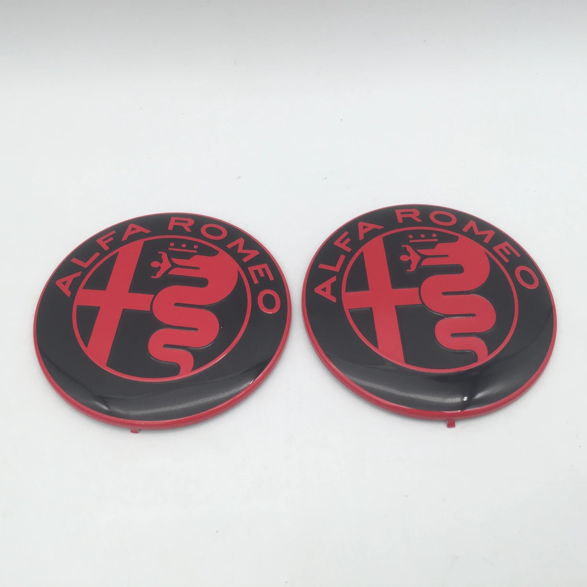Для AlfaRomeo 147 156 159 74 мм автомобильный передний капот эмблема наклейка на 2pcs black red