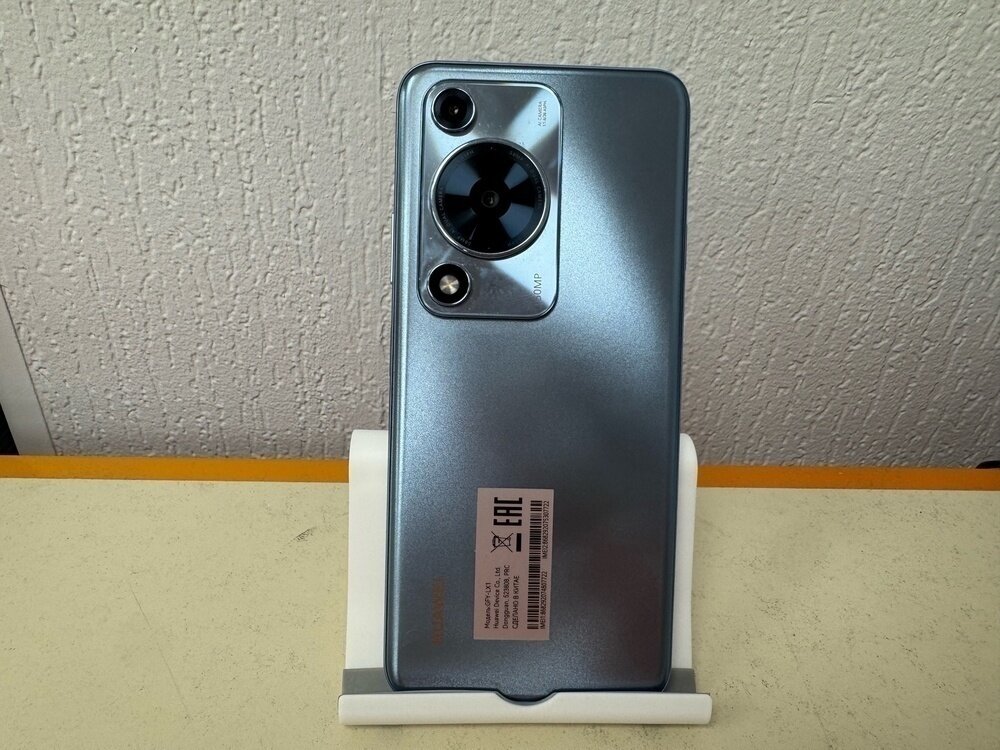 Смартфон HUAWEI NOVA Y72S 8/128 GB, голубой, б/у, уценка