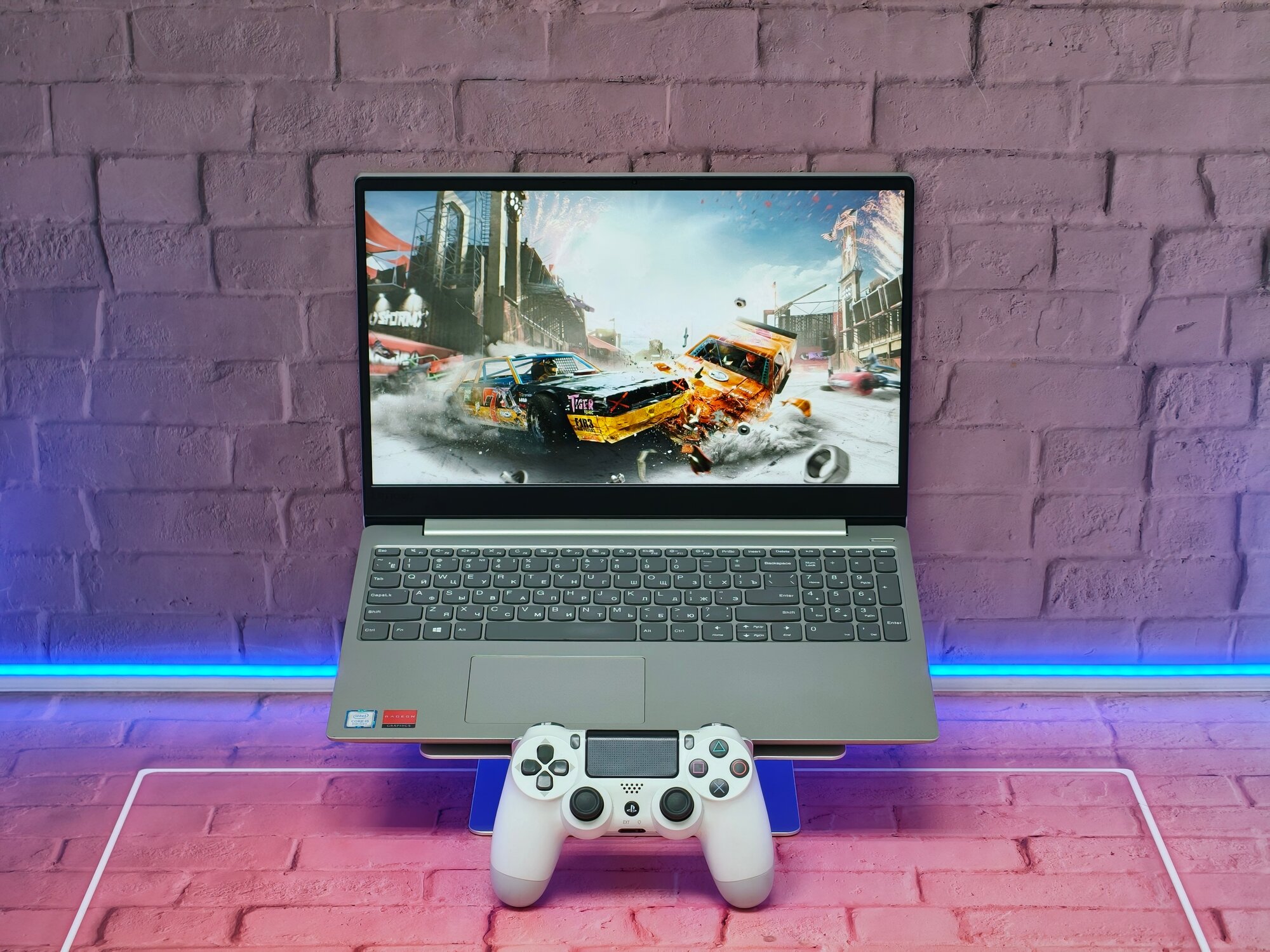15.6" Ноутбук Lenovo 330S-15IKB, IPS FHD, Core i5 8250u, 12 ГБ, SSD 256 ГБ, HDD 1ТБ, Radeon 540, Win10Home, серый