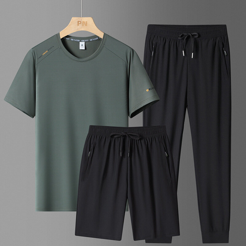 Комплект одежды