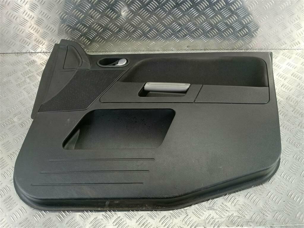 Обшивка двери Б/У для FORD Fusion I рестайлинг (2005—2012) 1504756