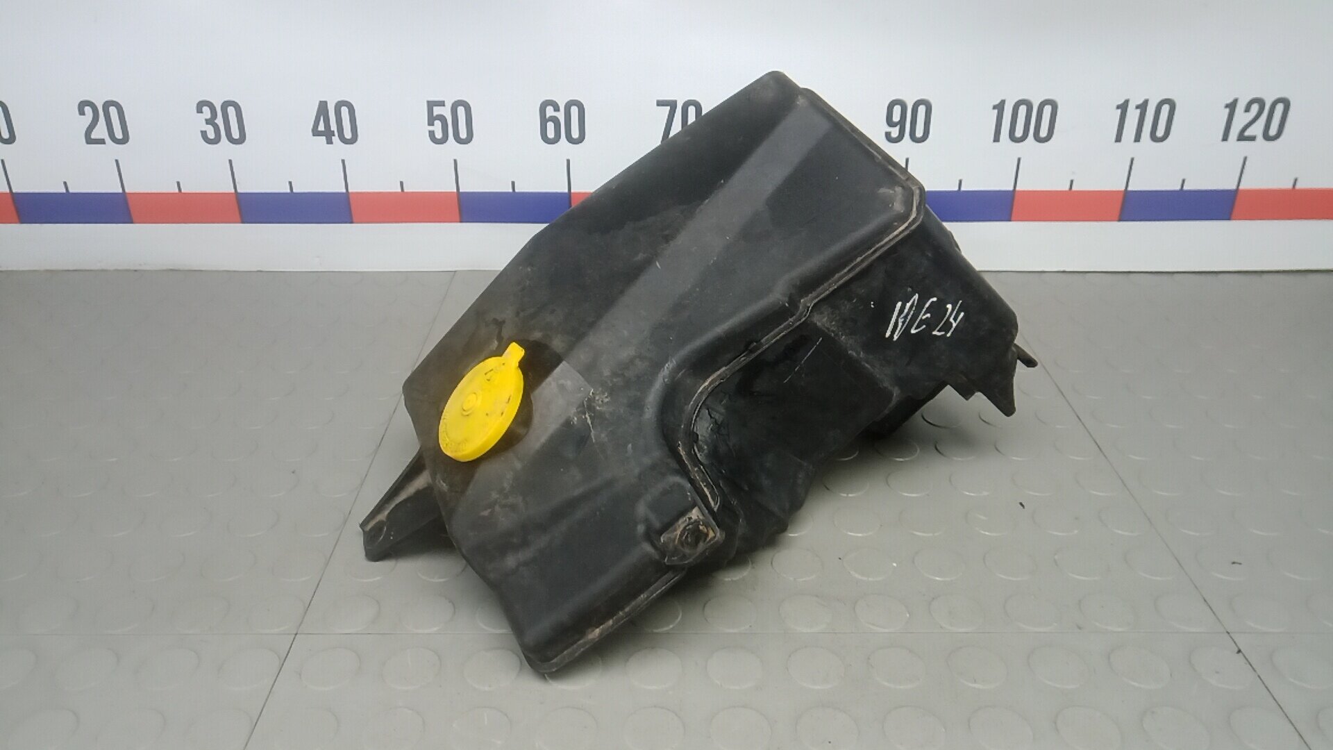 Бачок омывателя MAZDA 6 1