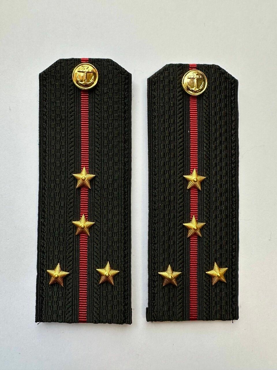 Погоны Морской пехоты повседневные Капитан Лейтенант цвет черный с красными просветами
