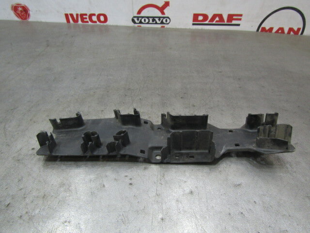 Канал проводки Iveco Stralis