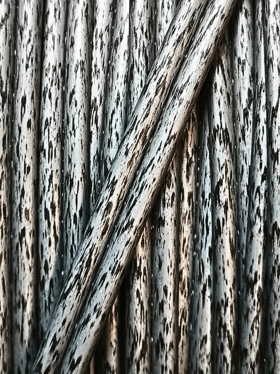 Искусственный ротанг для плетения, полутрубка 8 мм