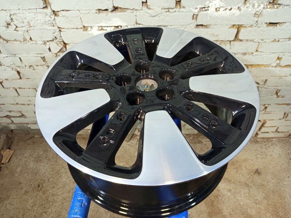 Диск литой kia soul 3 r18 5291082300