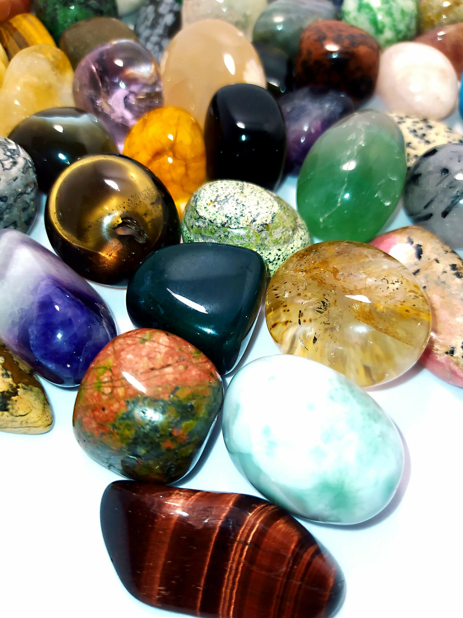 Магические камни