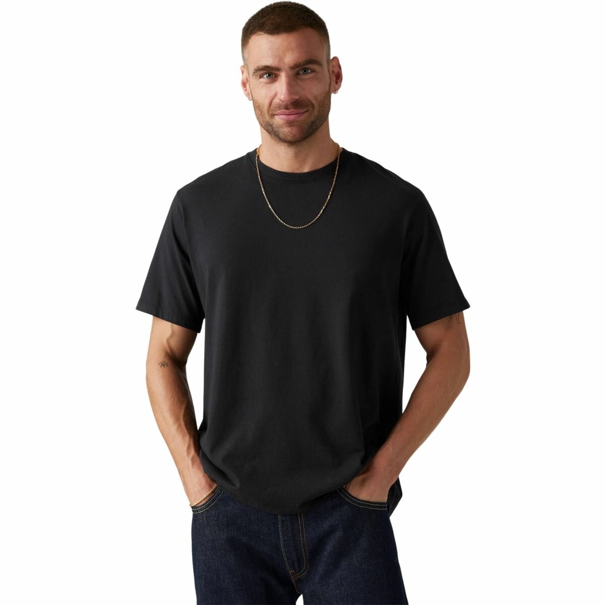 Футболка THE ESSENTIAL TEE