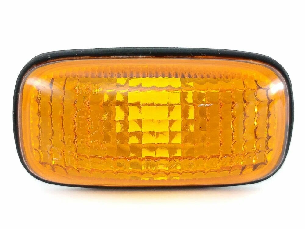 Повторитель поворота NISSAN MAXIMA -00 NISSAN: ALMERA (N15), ALMERA (N16), PRIMERA (P11)желт. лев./прав.