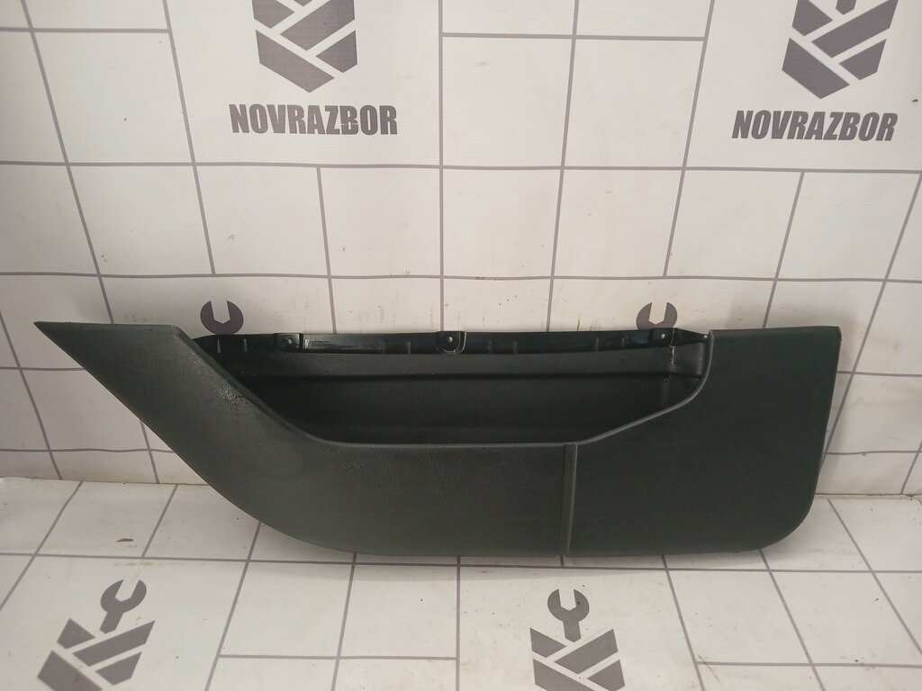 Обшивка двери задней левой VW Passat B3 1988-1993
