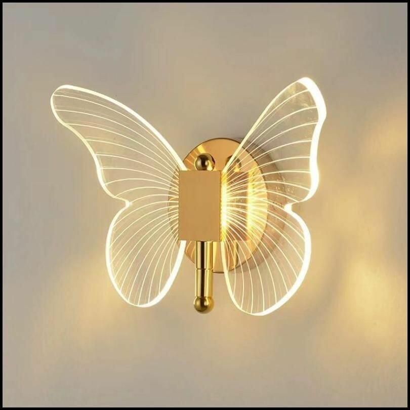 Настенный светильник-бабочка