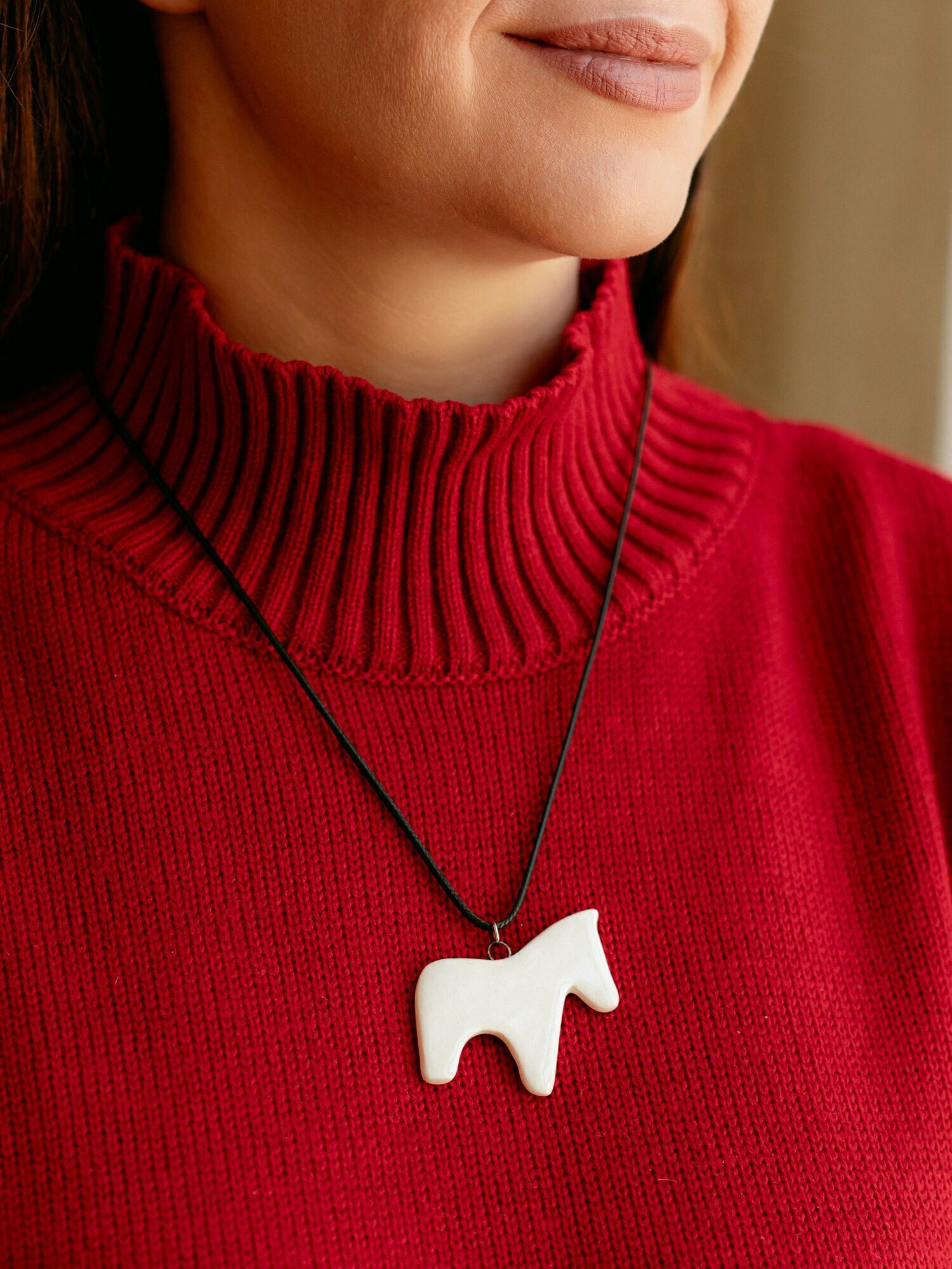 Подвеска "Лошадка", керамика, благое дело, 25*4,5 см, белый