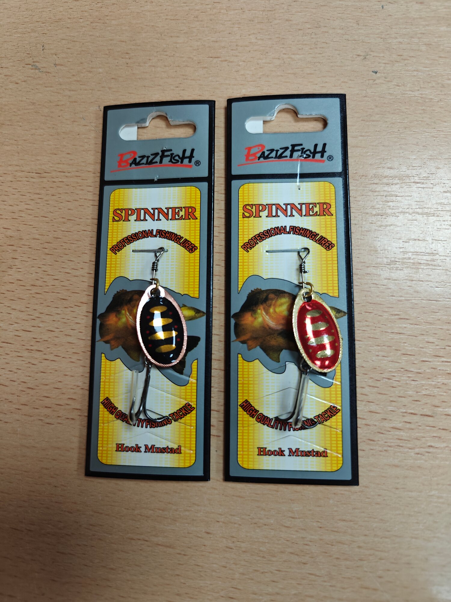 Блесна вращающаяся (вертушка) BazizFish, тройник Mustad, вес 5гр. цвет 587/282, набор 2 шт.