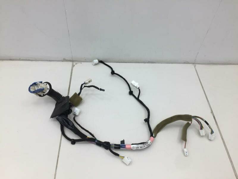 Проводка двери Mazda 3 BL 2009-2013