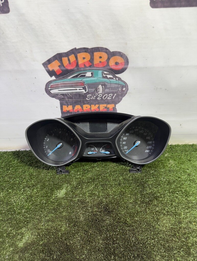 Панель приборов Ford Focus 3 седан 2.0 XQDA 150 bm5t10849au