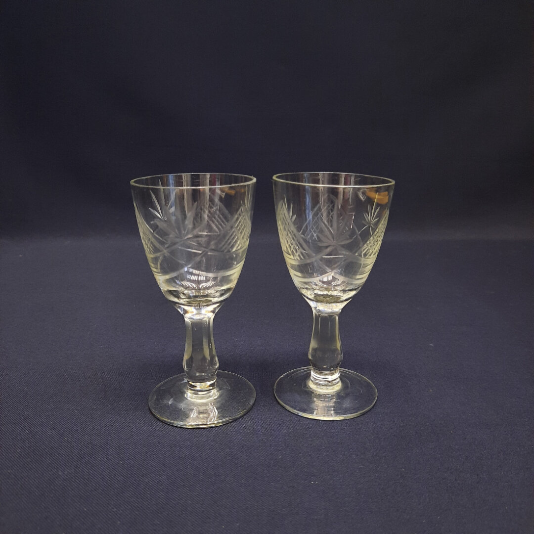 Набор из 2 рюмок, стекло 50 мл. высота 9.5 см, винтаж СССР