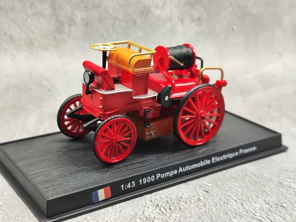 Винтажная модель пожарной машины AMER1/43 1900 из металла