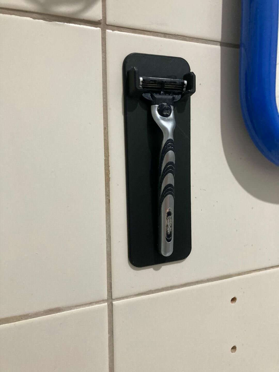 Подставка держатель настенная для бритвенного станка Mach 3