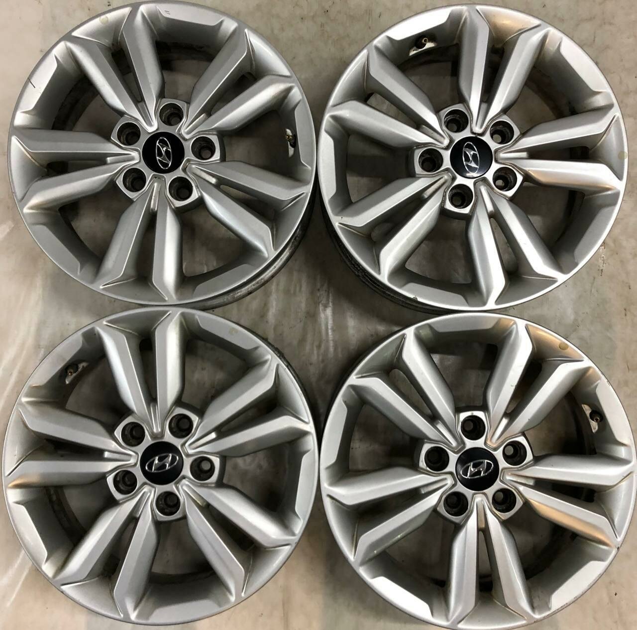 Колесные диски Hyundai 16x6 PCD 5x114.3 D67.1 ET48 (оригинал)