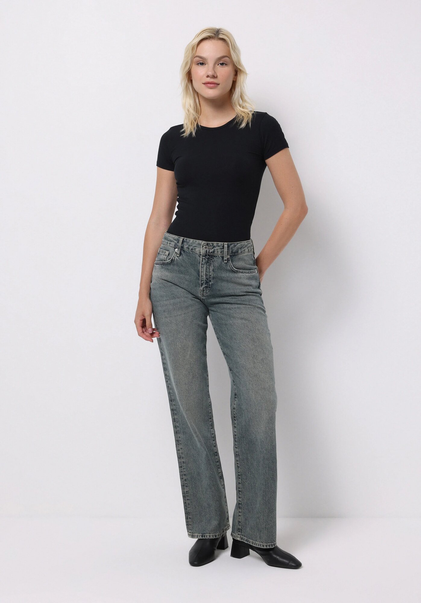 Джинсы 880 ELISA Straight Fit 